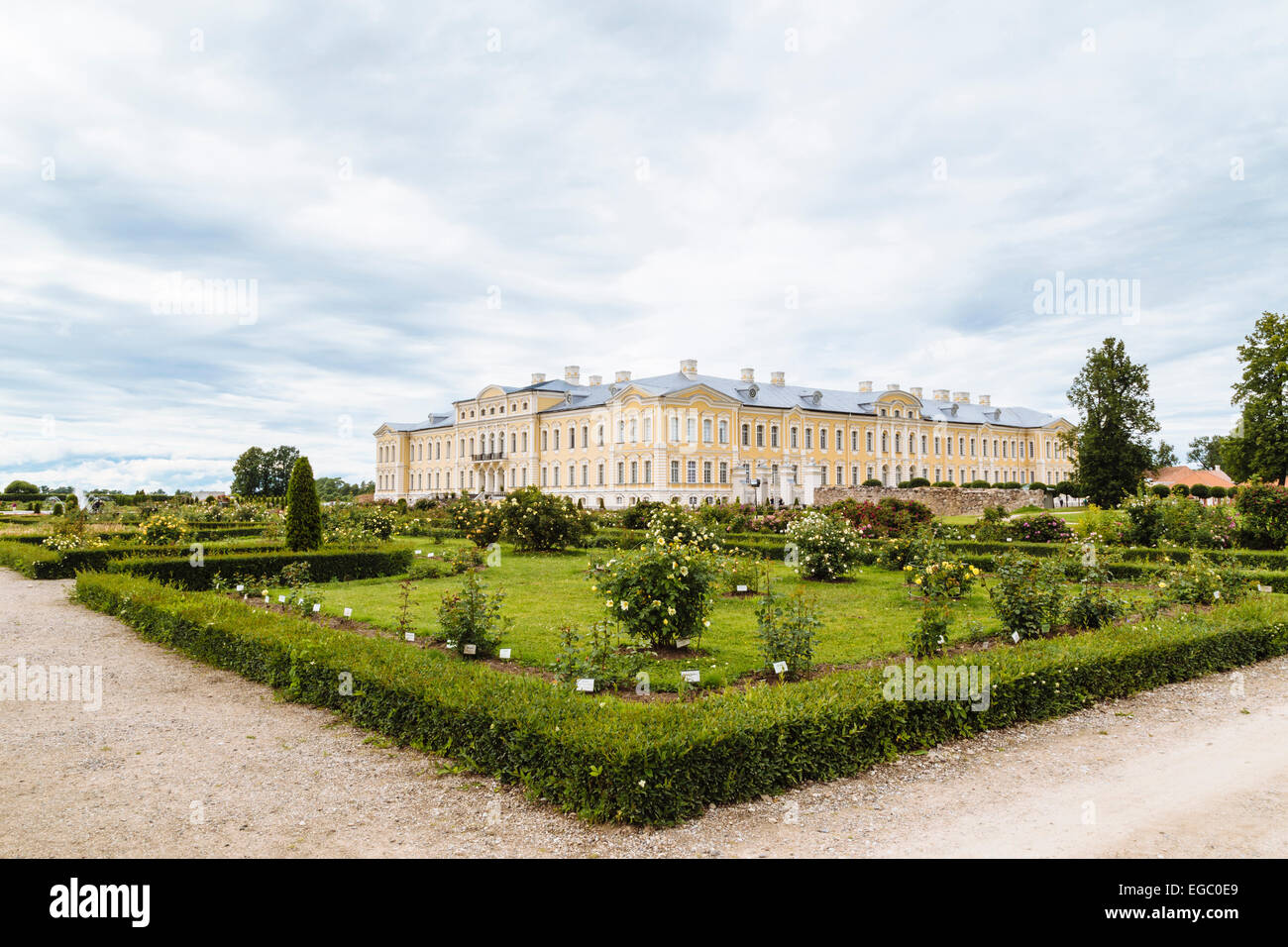 Rose gardens, Rundale Palace Museum and Park, Latvia Stock Photo - Alamy