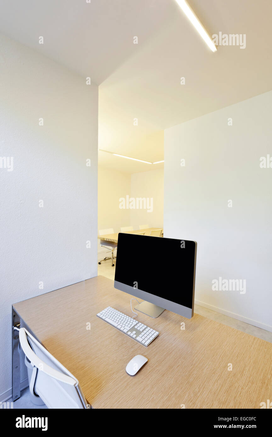 Office computers design hi-res stock photography and images - Alamy