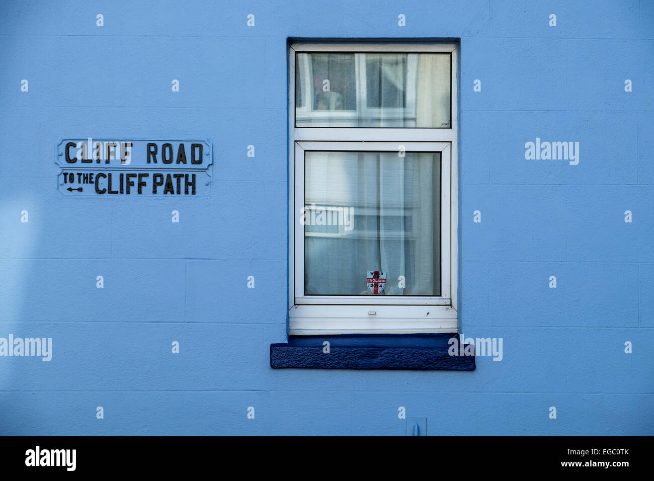 Road sign for Cliff Road in Paignton, Devon, UK Stock Photo - Alamy
