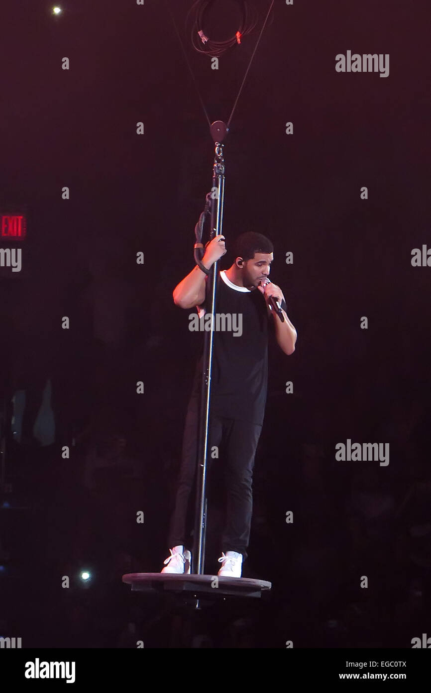 The Drake vs Lil Wayne battle concert, held at the legendary Forest ...