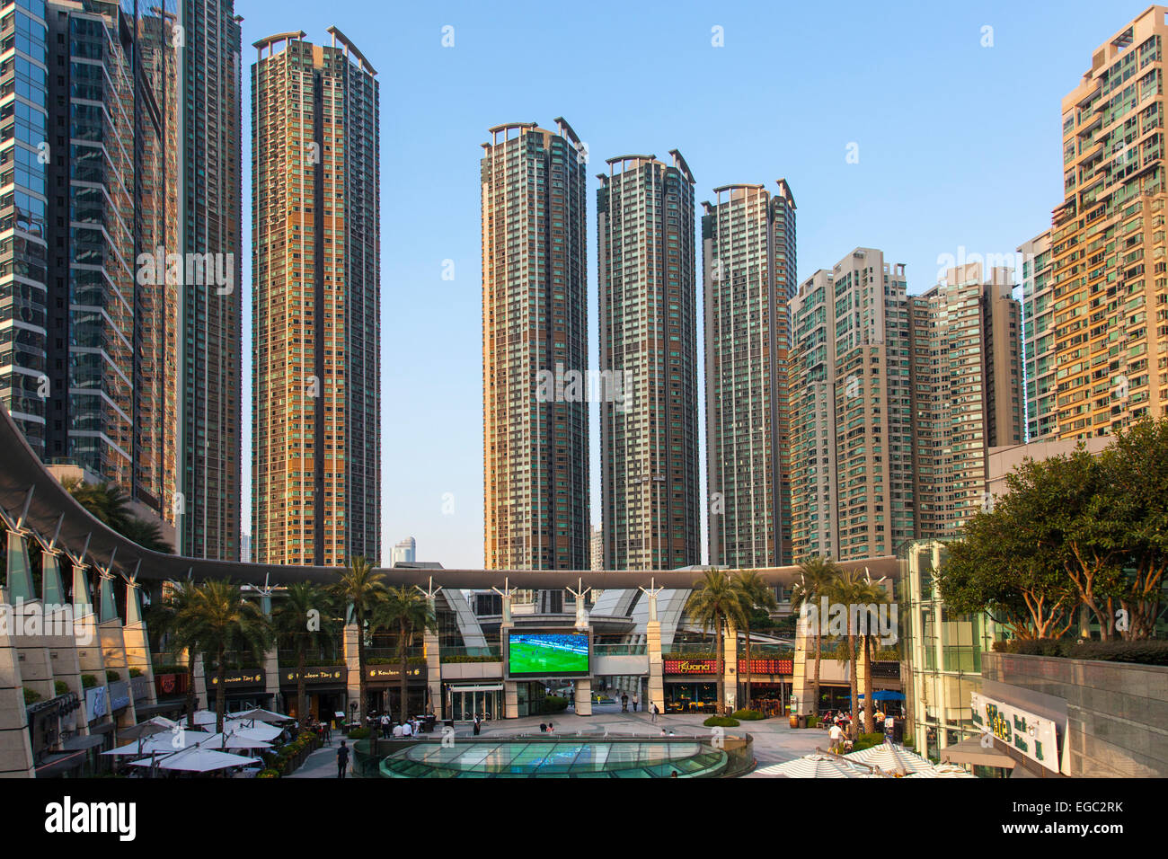 High rise residential buildings in Kowloon, Hong Kong Stock Photo - Alamy