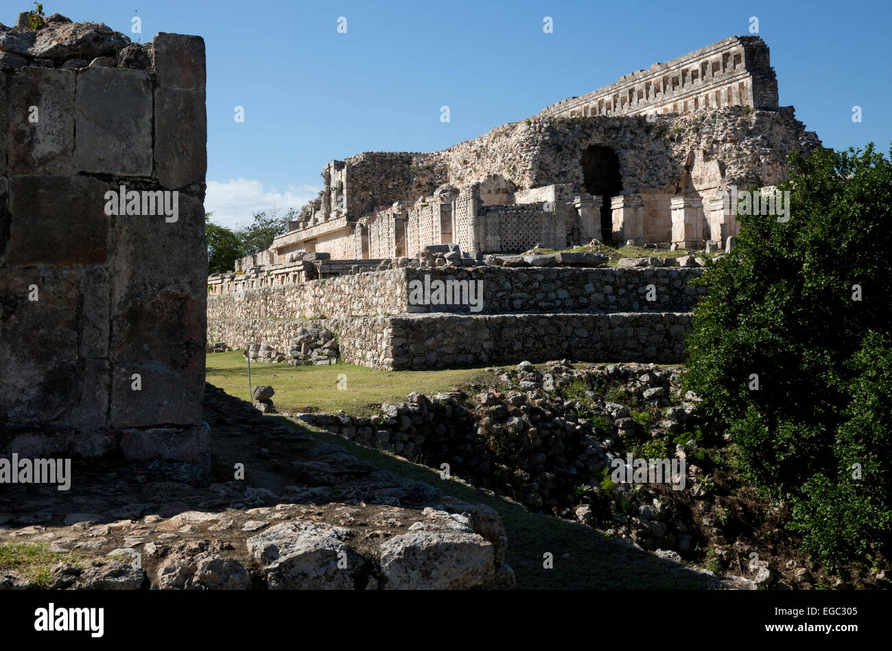 Codz Poop, Mayan ruins at Kabah, Yucatan, Mexico Stock Photo - Alamy