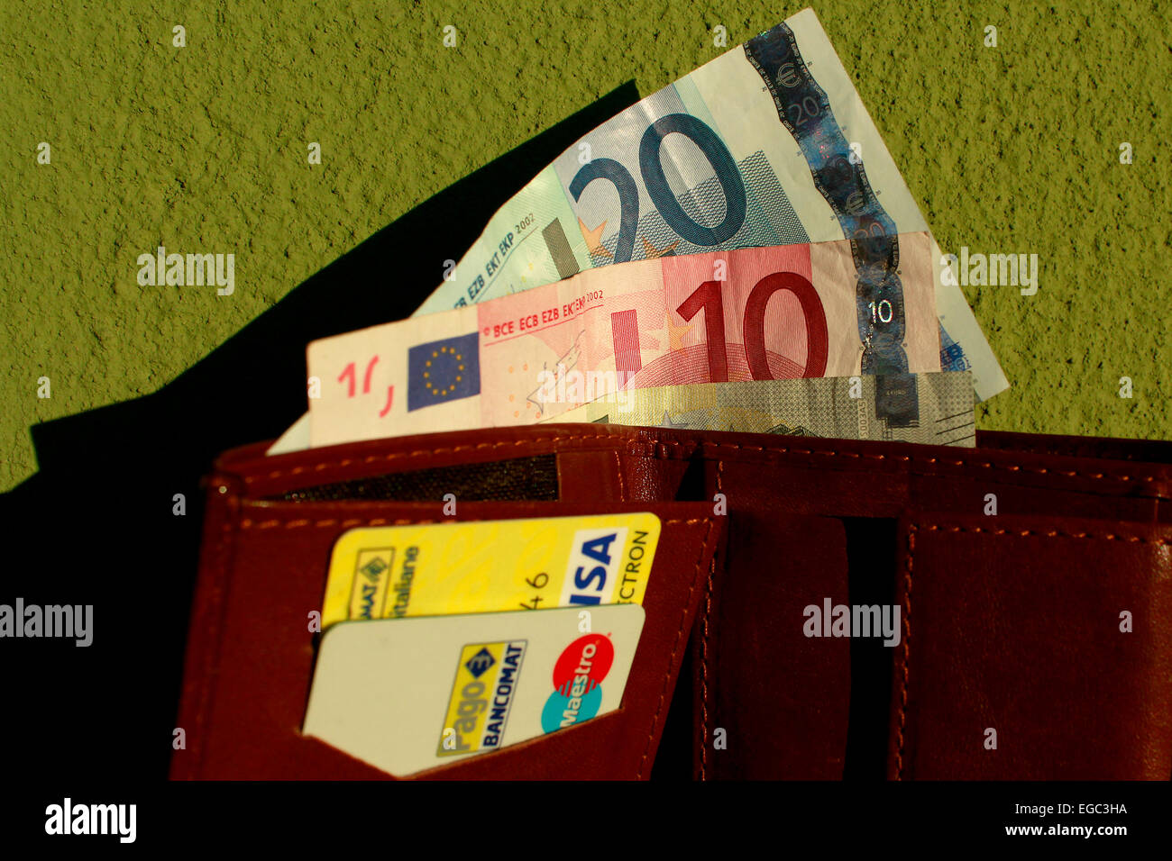 Euro money credit card hi-res stock photography and images - Alamy