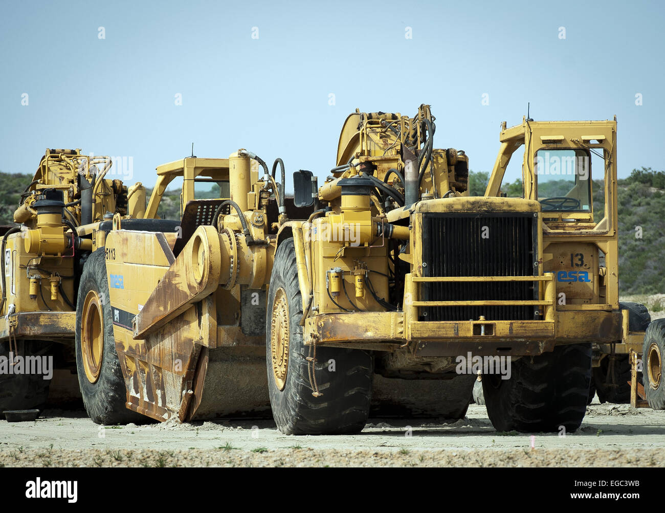 Caterpillar scraper hi-res stock photography and images - Alamy