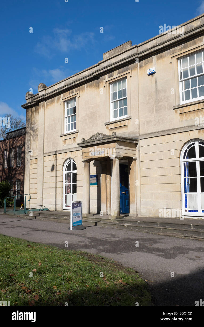 Swindon Museum and Art Gallery Stock Photo - Alamy