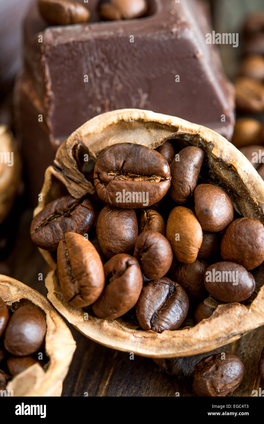 Old chocolate bar hi-res stock photography and images - Alamy