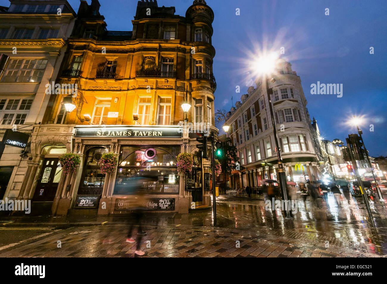Soho london nightlife hi-res stock photography and images - Alamy