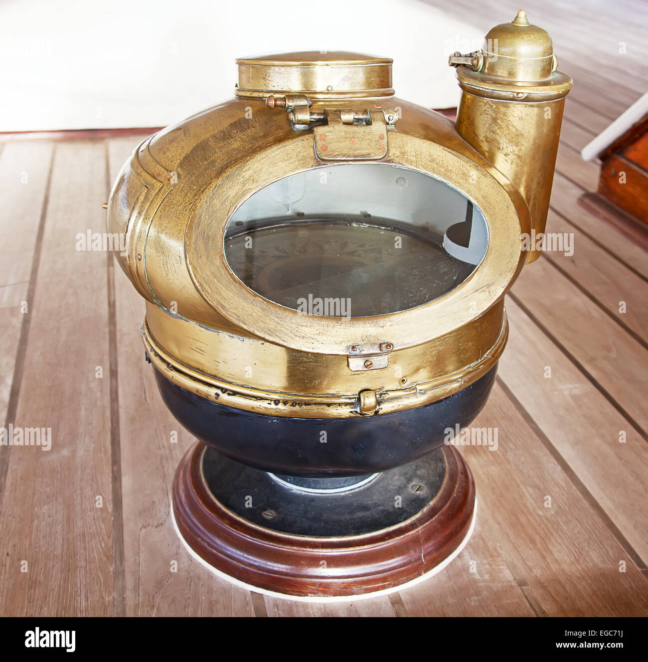 Ancient sea brass compass at the ship deck Stock Photo - Alamy