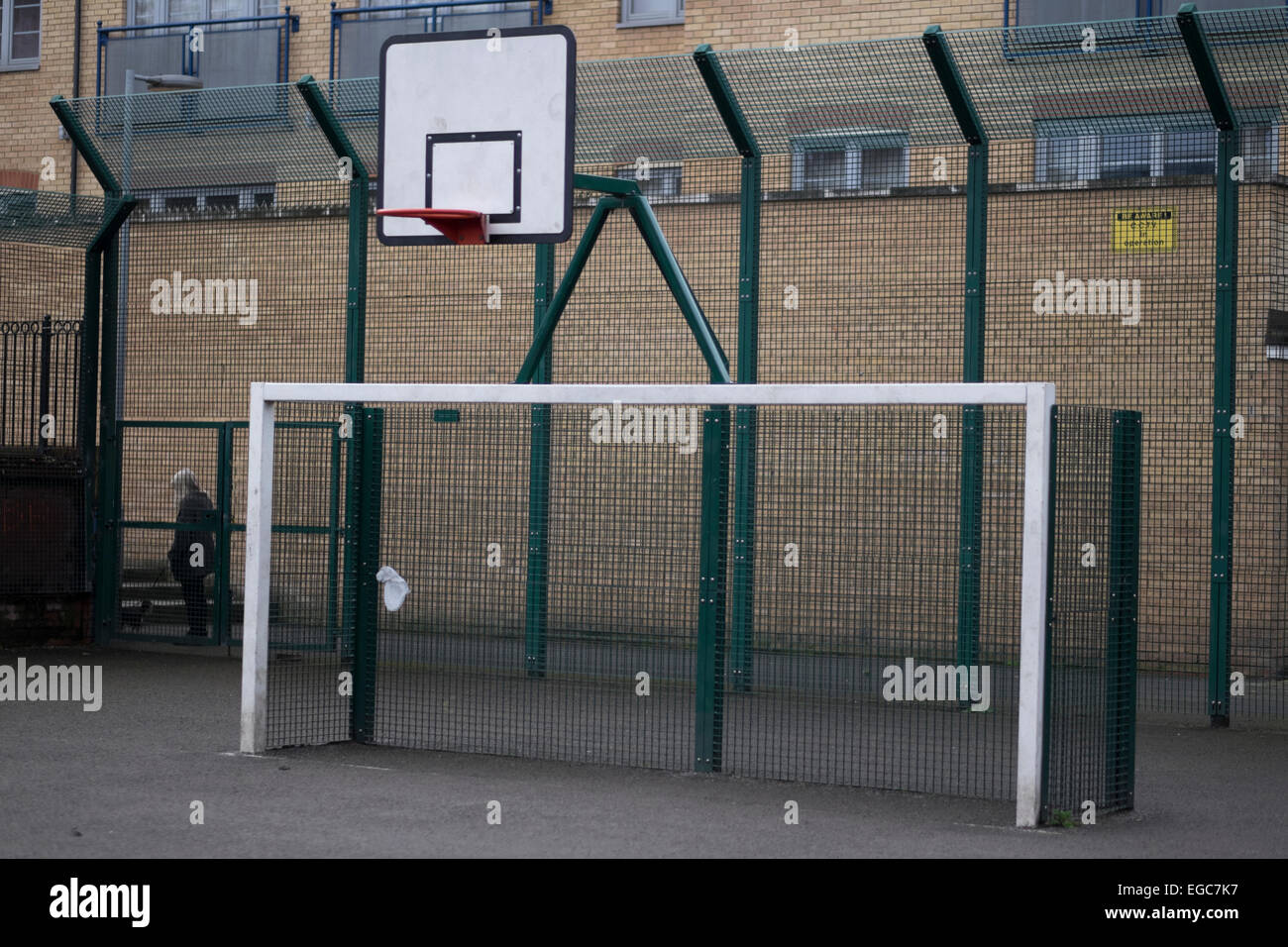 London basketball court High Resolution Stock Photography and Images ...