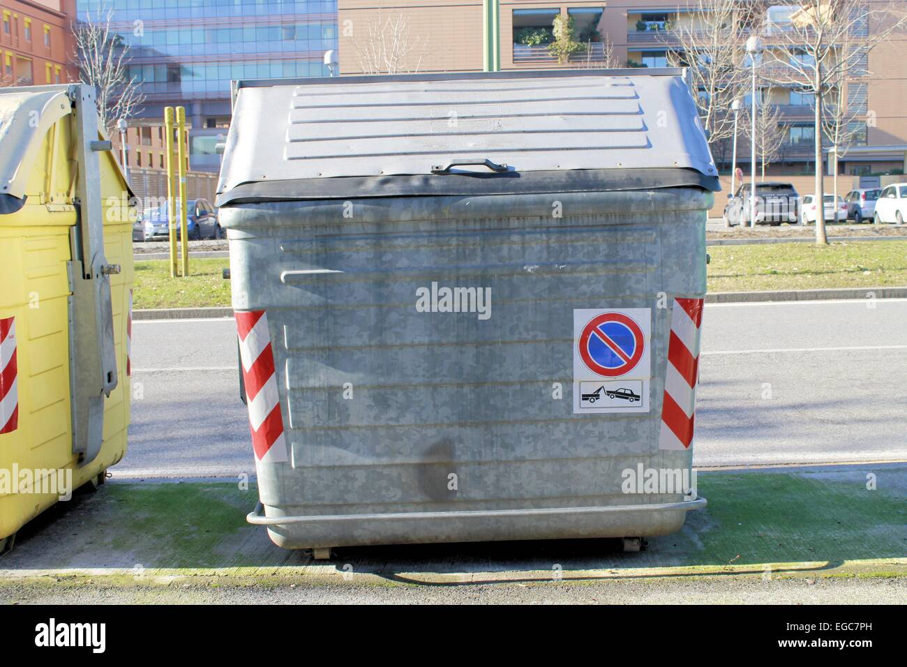 metal container of waste Stock Photo - Alamy