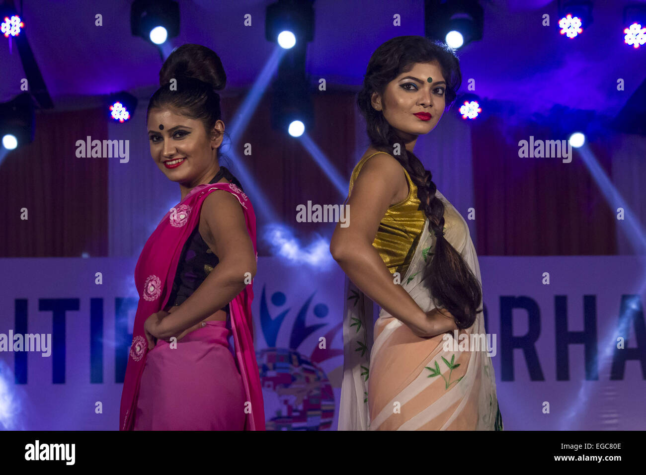 Indian models walk the ramp hi-res stock photography and images - Alamy