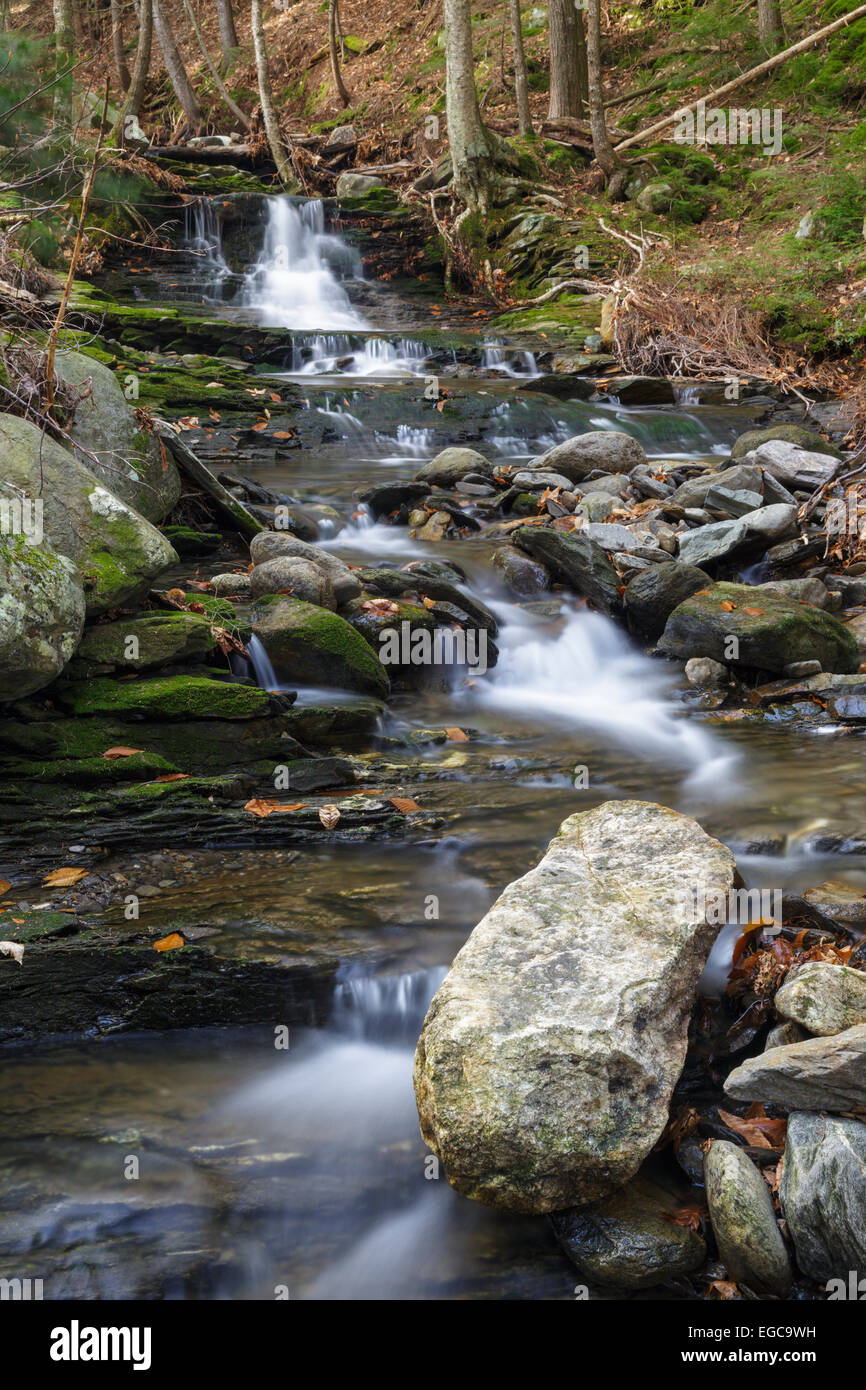 Falls on ammonoosuc river white mountain hi-res stock photography and ...