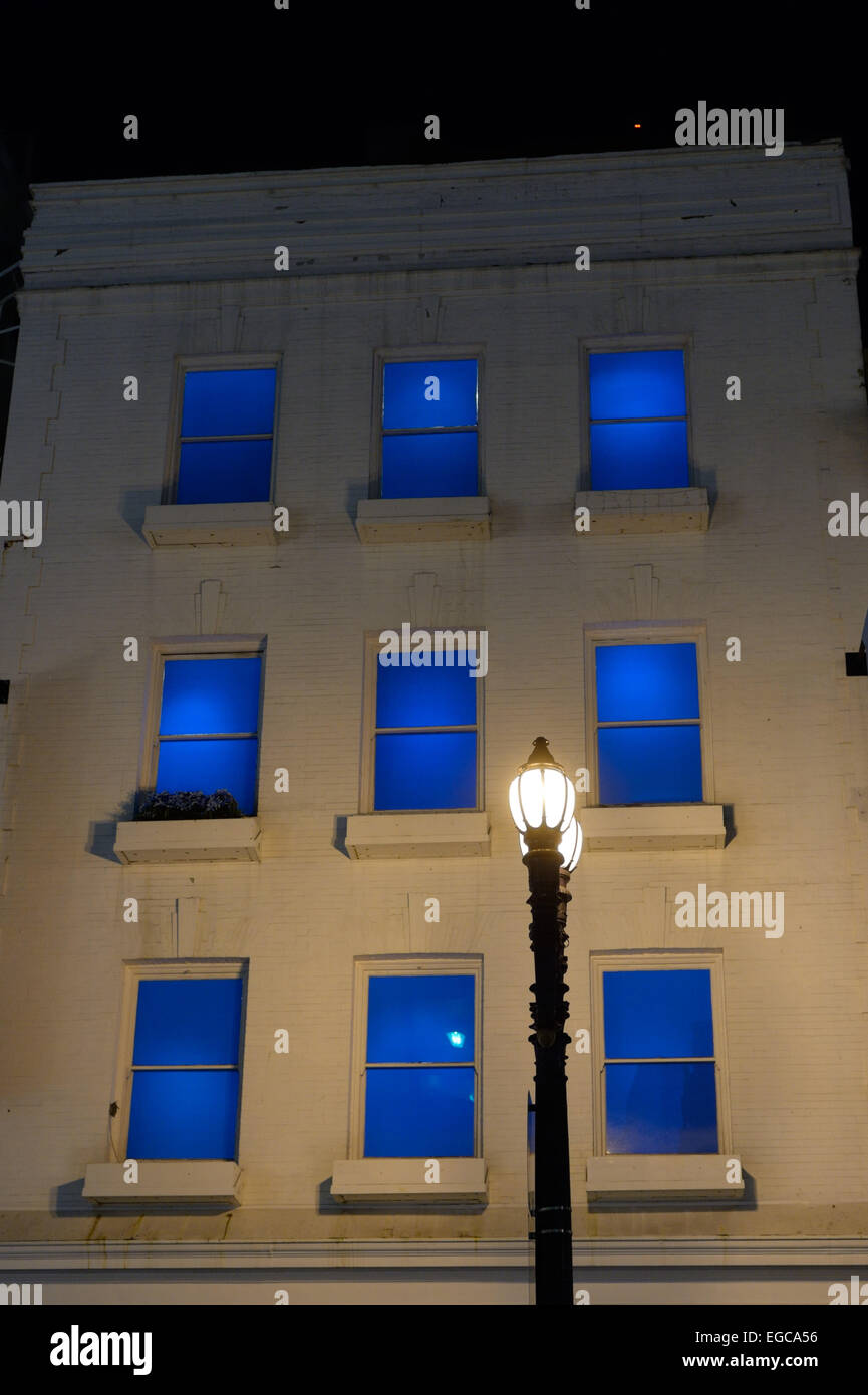 @blue windows hi-res stock photography and images - Alamy