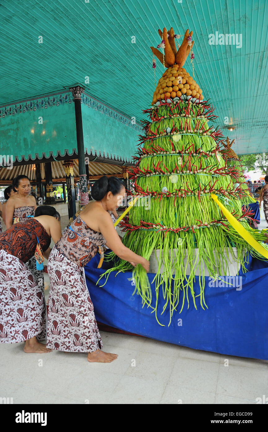 Blankon hi-res stock photography and images - Alamy