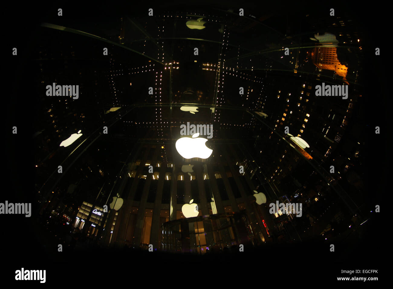 The Apple Logo, on the glass fronted Apple Store, surrounded by the ...