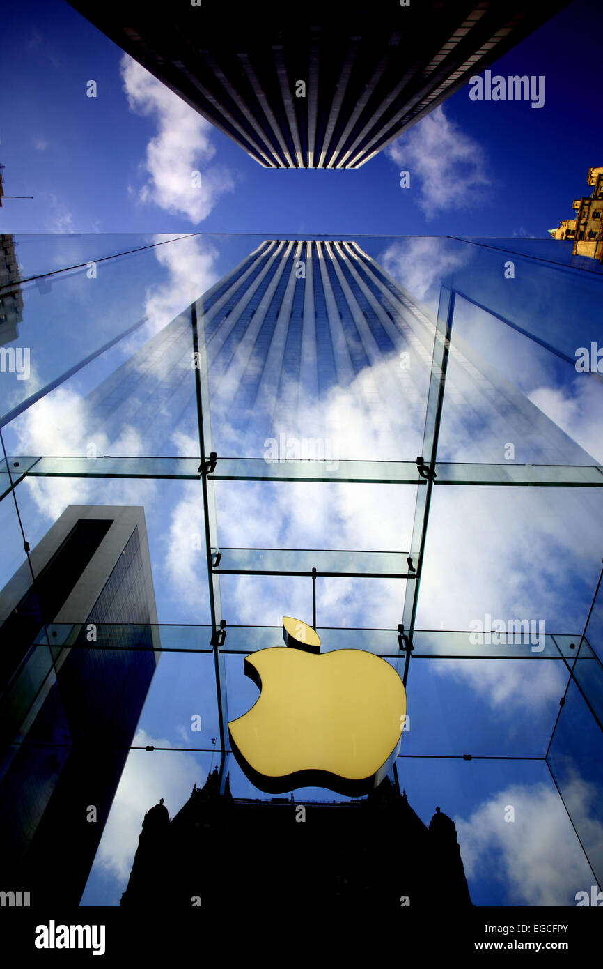 The Apple Logo, on the glass fronted Apple Store, surrounded by the ...