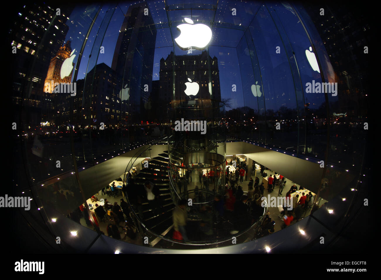 The Apple Logo, on the glass fronted Apple Store, surrounded by the ...