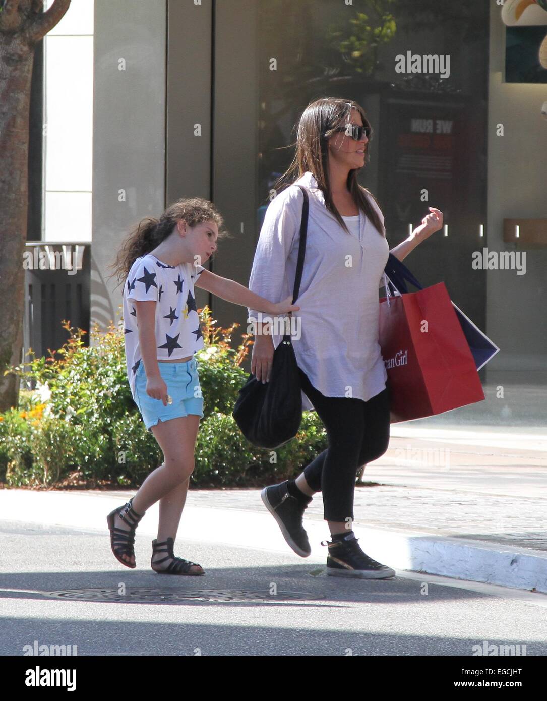 Soleil Moon Frye takes her daughter shopping in Hollywood Featuring ...