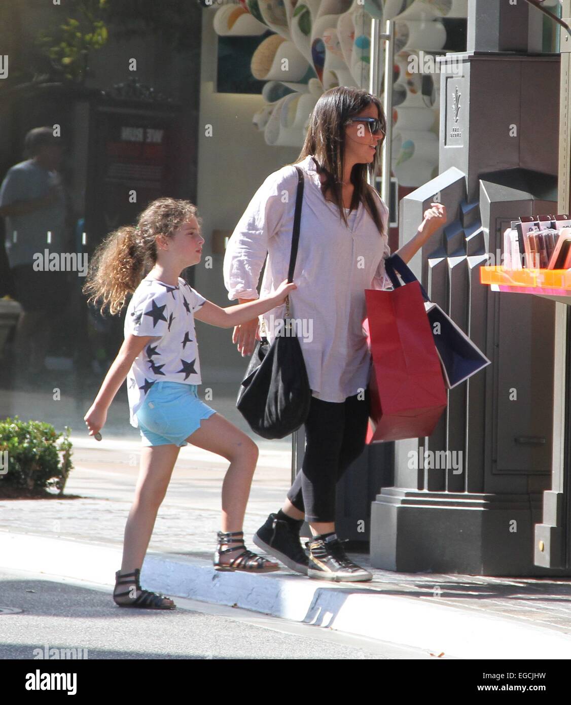 Soleil Moon Frye takes her daughter shopping in Hollywood Featuring ...