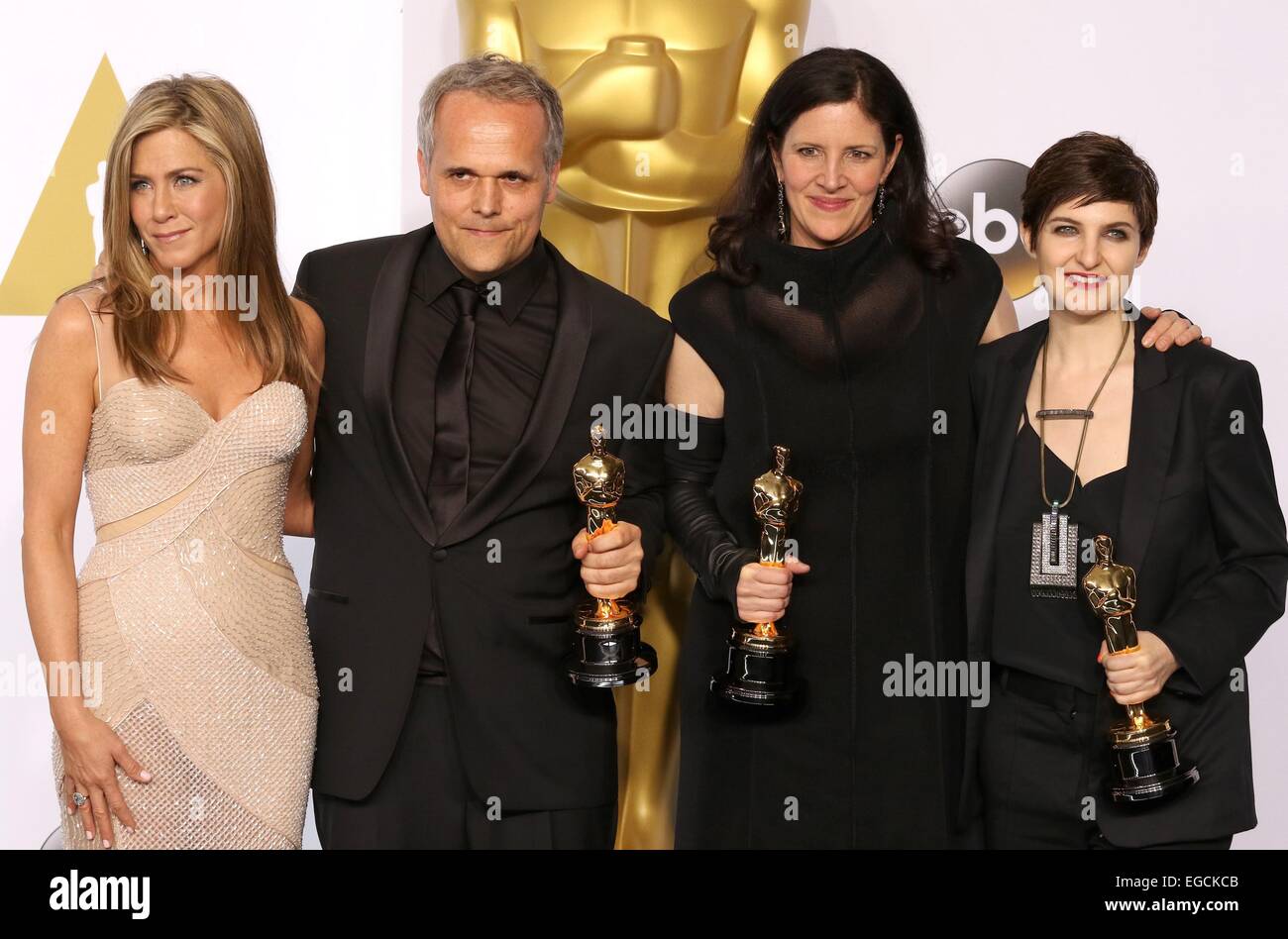 Los Angeles, CA, USA. 22nd Feb, 2015. Jennifer Aniston, Laura Poitras ...