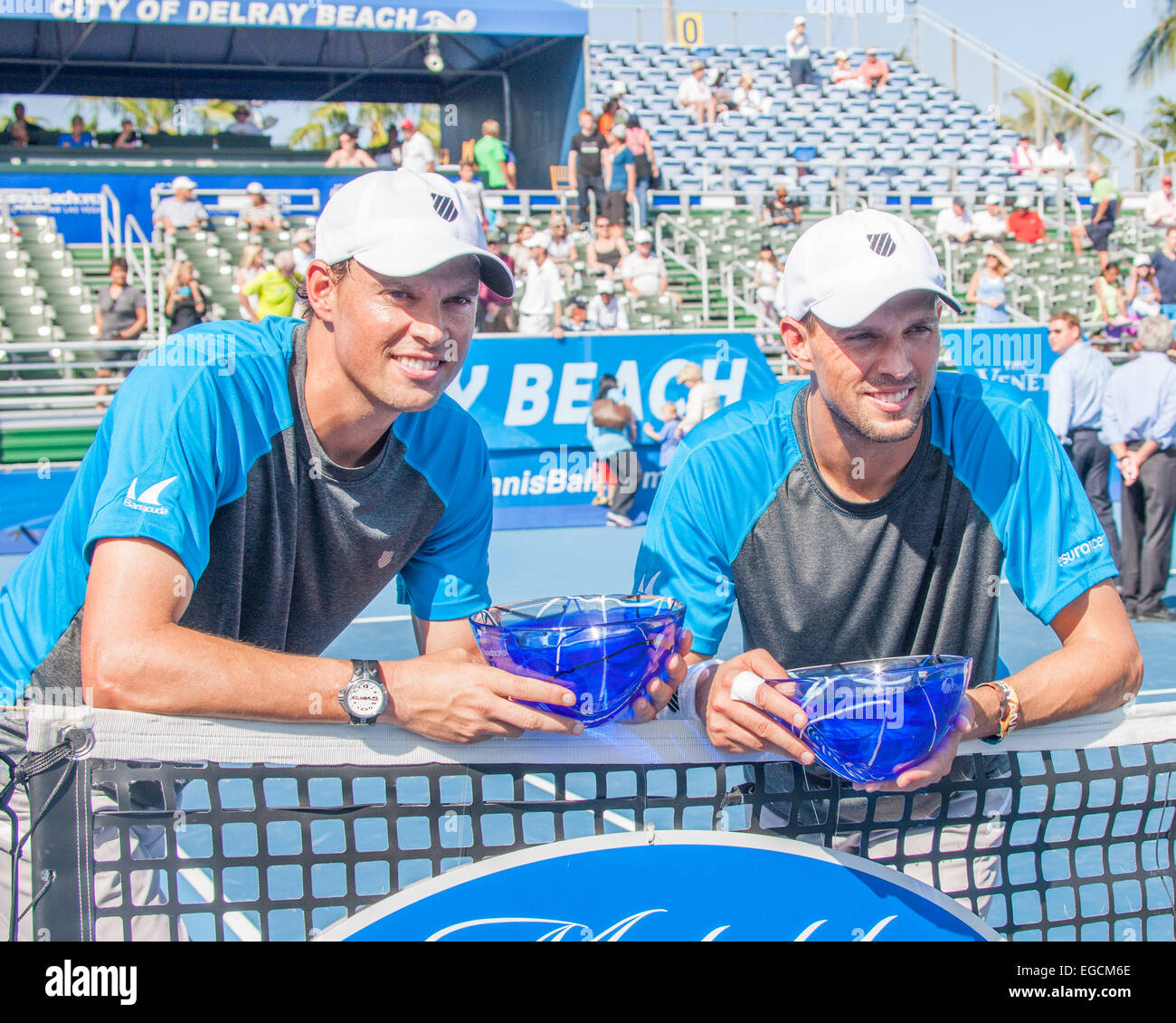 Mike leander hi-res stock photography and images - Alamy