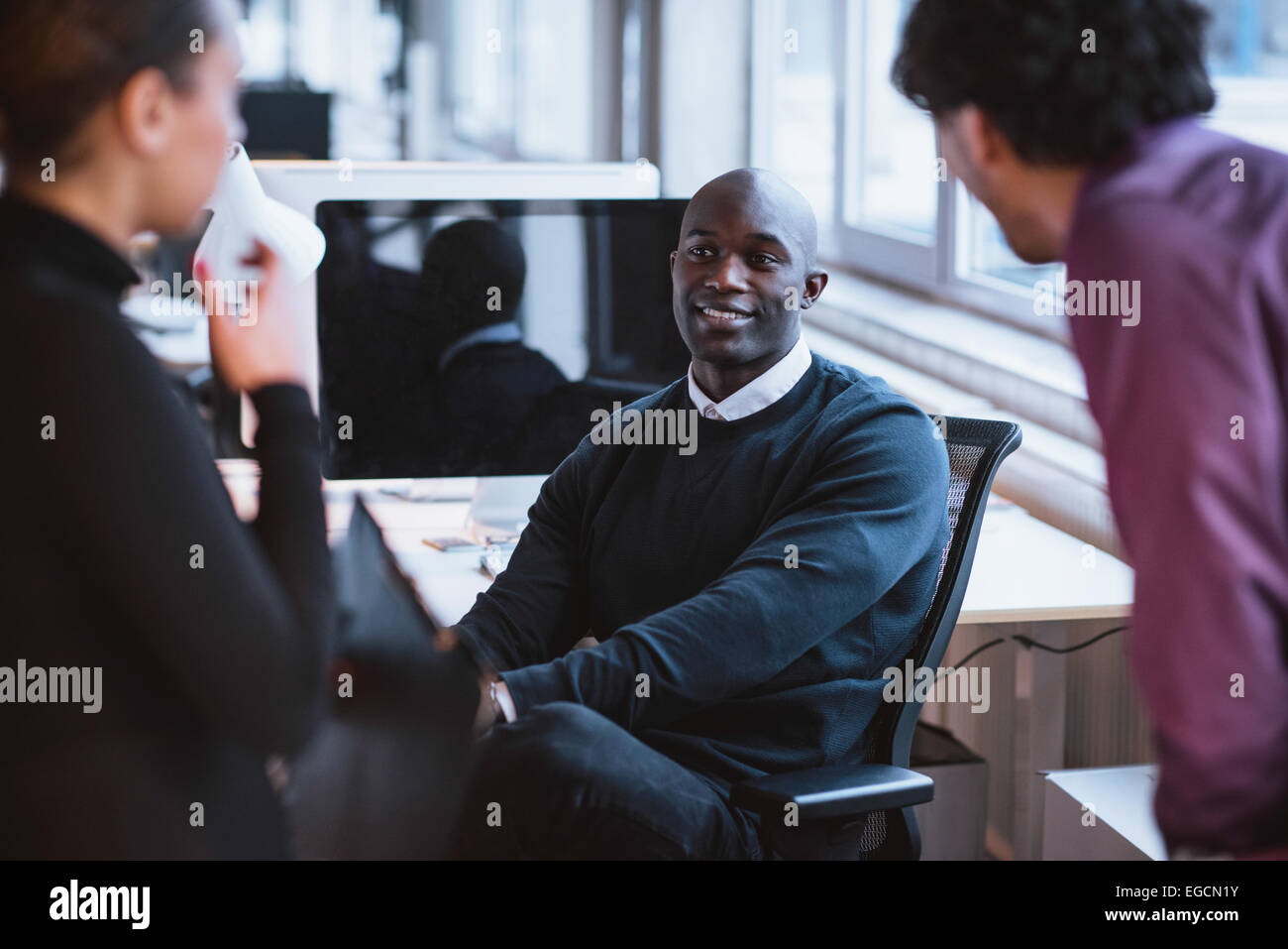 Office workers hi-res stock photography and images - Alamy