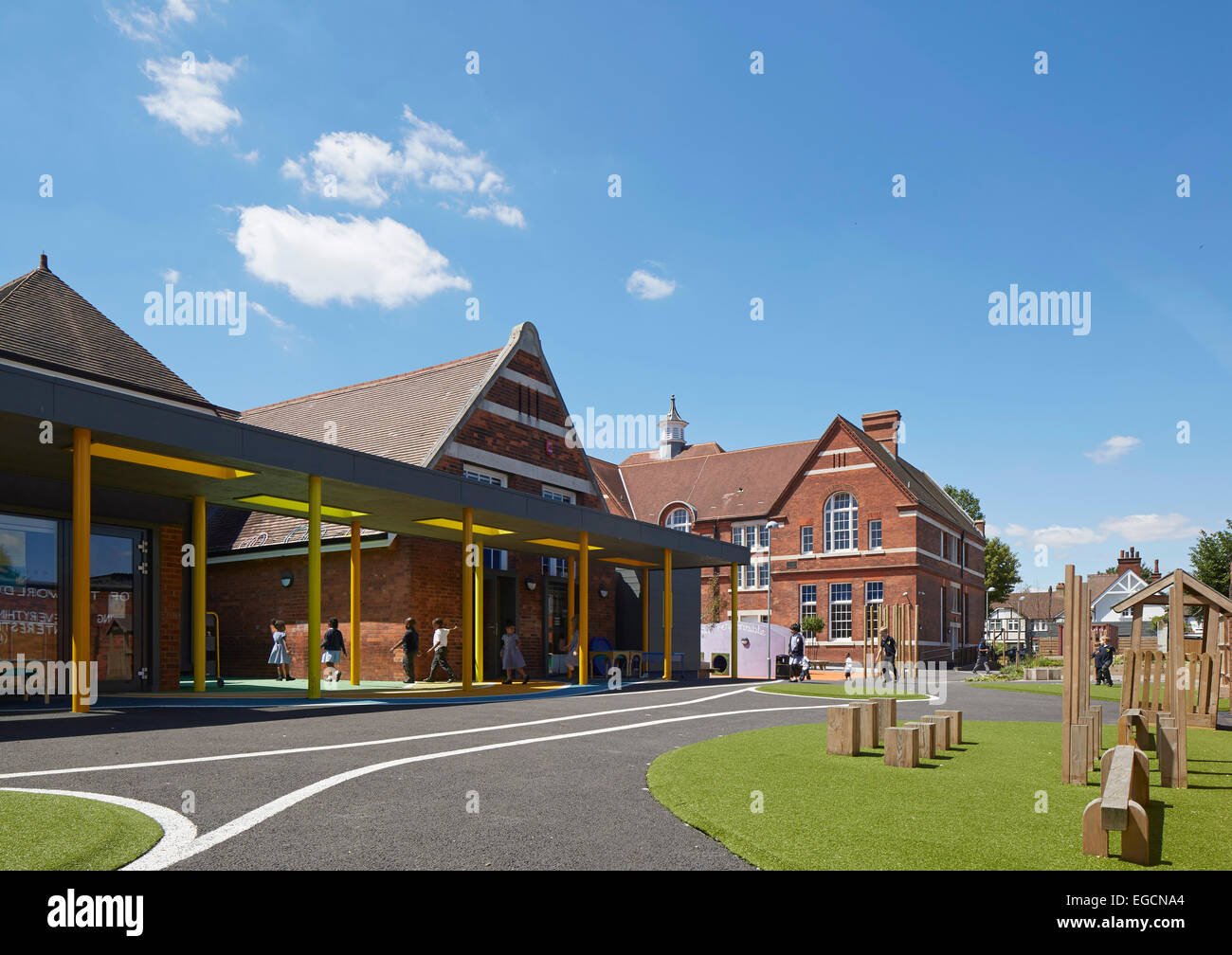 Robert Fitzroy Academy, Croyden, United Kingdom. Architect: Architype ...