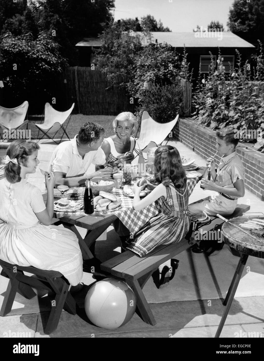 1960s Family High Resolution Stock Photography and Images - Alamy