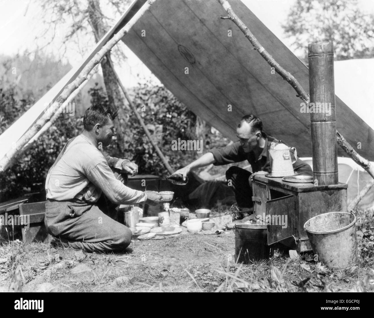1920s TWO MEN EATING UNDER A FRAME TENT CANVAS TARP VICTUALS PROVISIONS ...