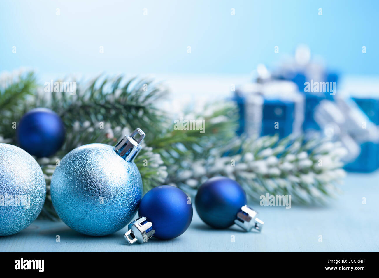 Blue gifts hi-res stock photography and images - Alamy