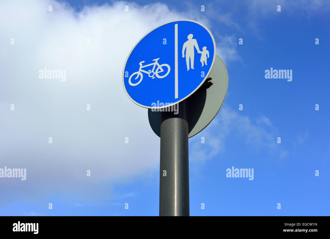 Shared cycle and pedestrian pathway signpost, London, United Kingdom ...