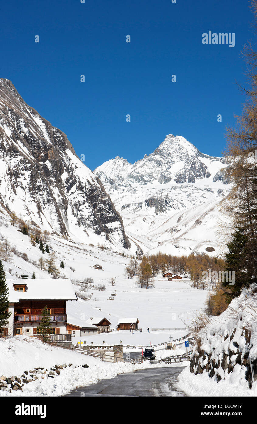 View of Kals am Grossglockner, Kalser Tal valley, Mt Großglockner at ...