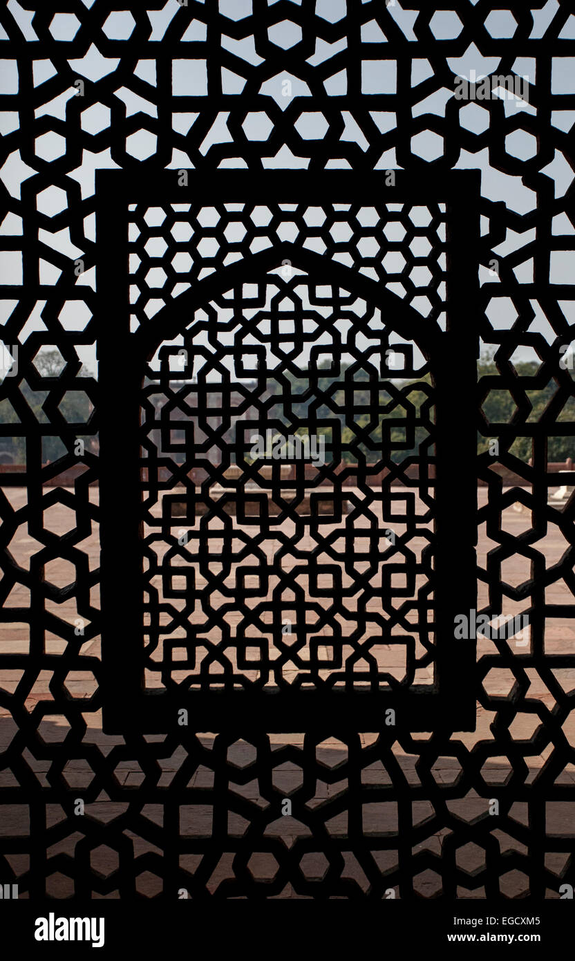 mughal window screen Stock Photo - Alamy