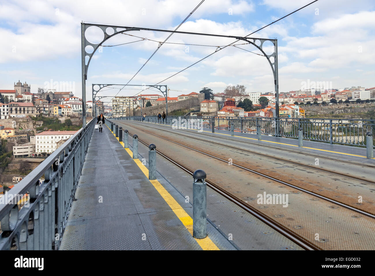 Subway railway tracks and electric cables on the superior deck of the ...
