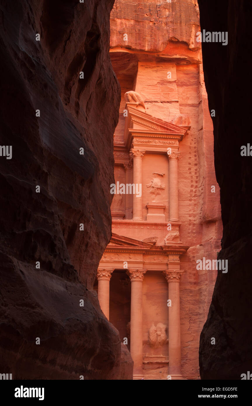 Wadi musa jordan hi-res stock photography and images - Alamy