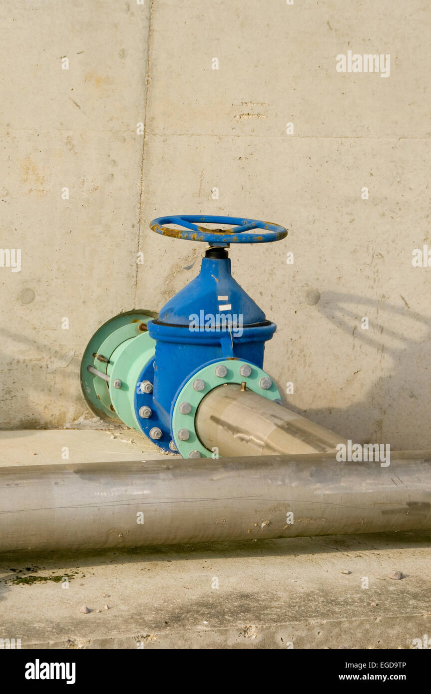 Pipe coupling hi-res stock photography and images - Alamy