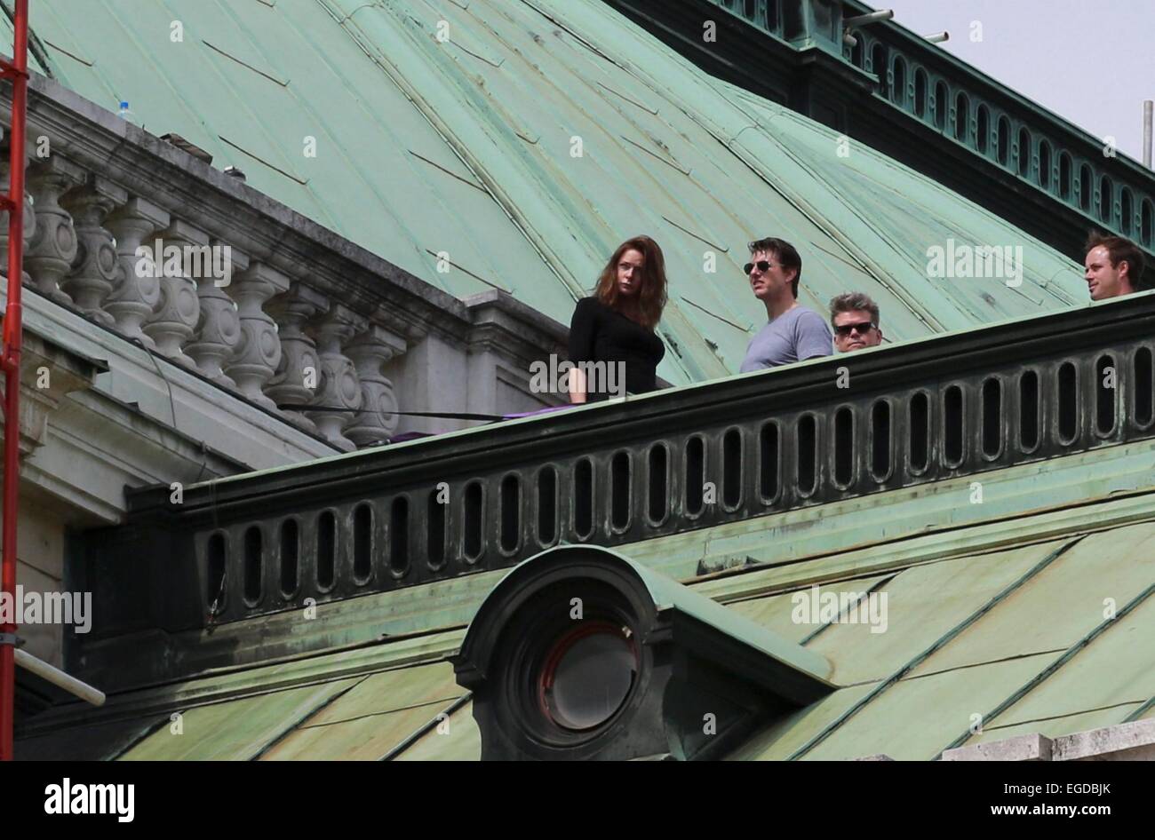 Tom Cruise inspects the set of his new Mission Impossible 5 movie on ...