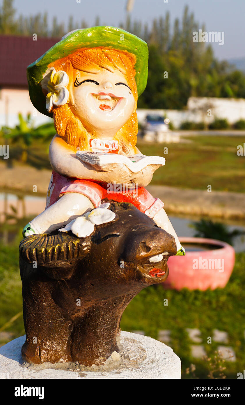 Kid focused hi-res stock photography and images - Alamy