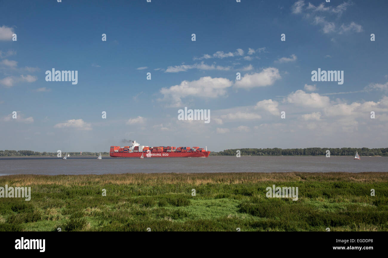 Container ship Santa Rosa from the shipping company Hamburg Sued on the ...