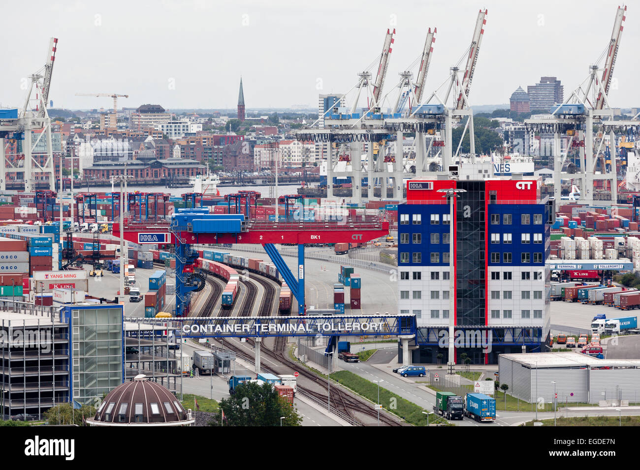 Container terminal tollerort train hi-res stock photography and images ...