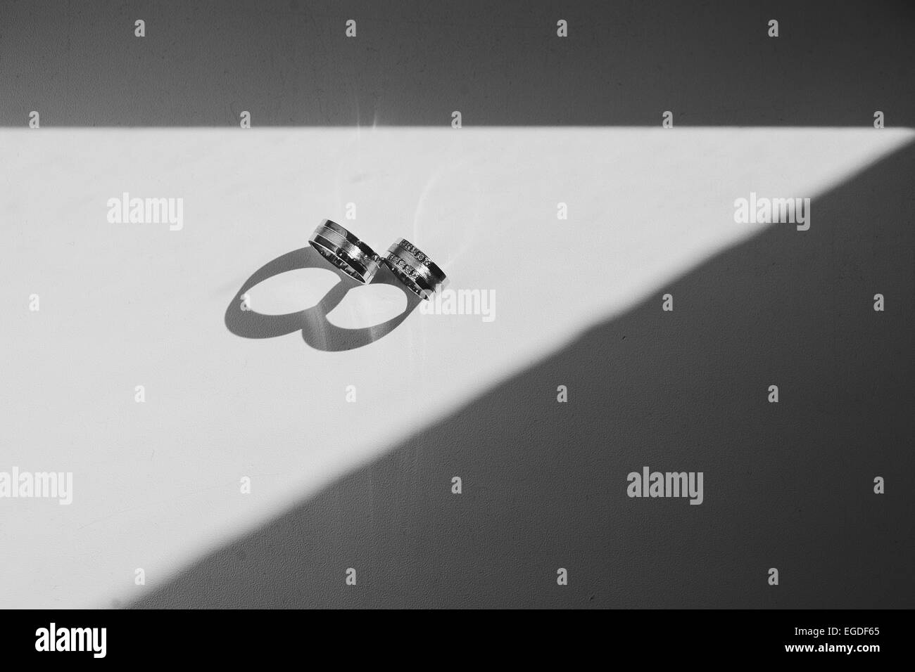 Pair bonding ceremony hi-res stock photography and images - Alamy