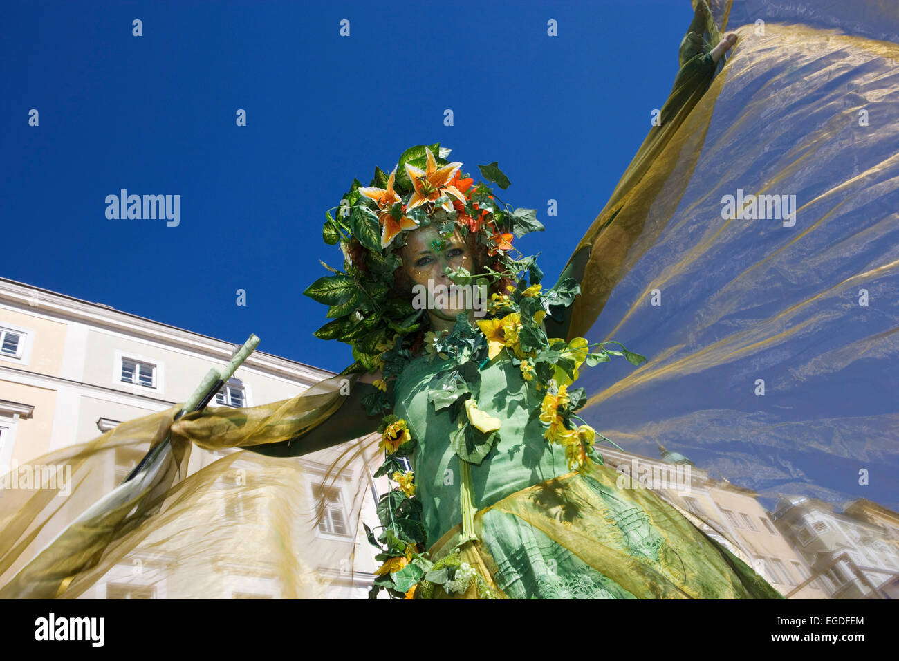 Street artist during the Pflasterspektakel street festival, Linz, Upper ...