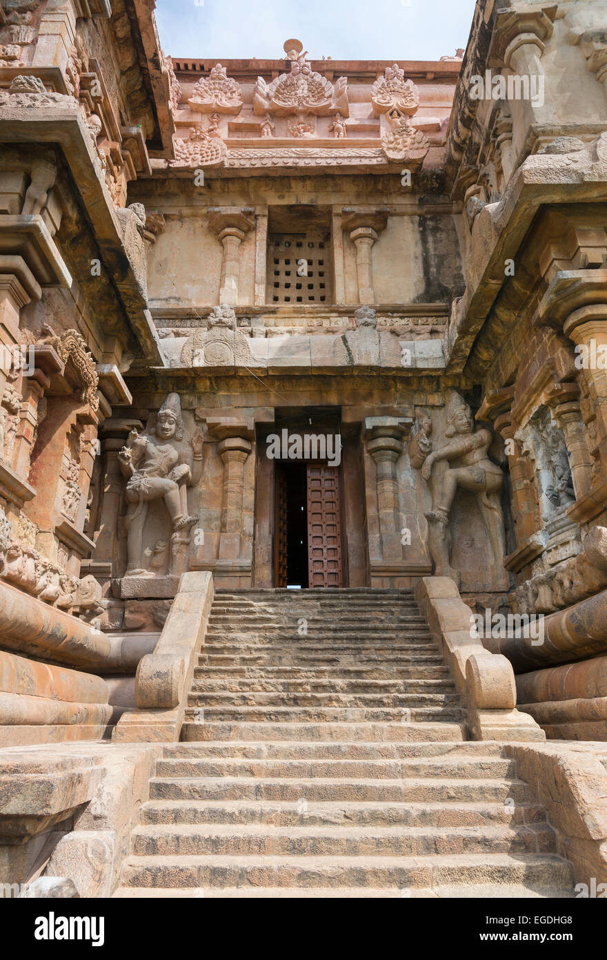 South entrance to the Karpa Graham of Gangaikunda Temple Stock Photo ...