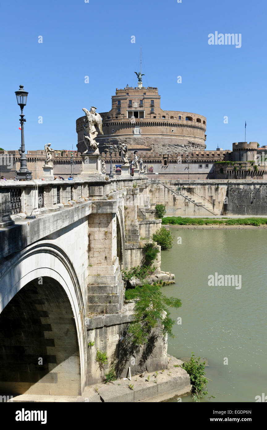 The old circular Tower of the historic Castel Sant's Angelo Museum ...