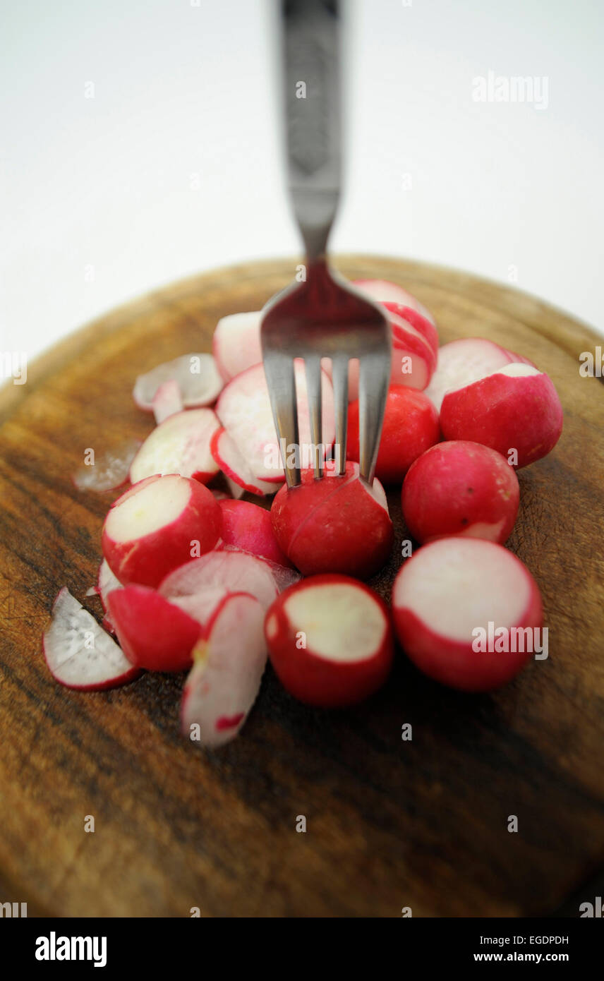 Board with radish hi-res stock photography and images - Alamy
