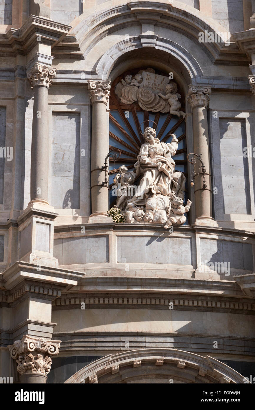 Sculptures at the Cathedral of Saint Agatha, Catania, Sicily. Duomo di ...