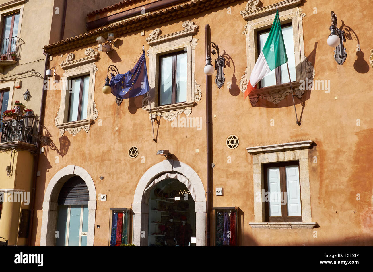Italian rustic buildings hi-res stock photography and images - Alamy