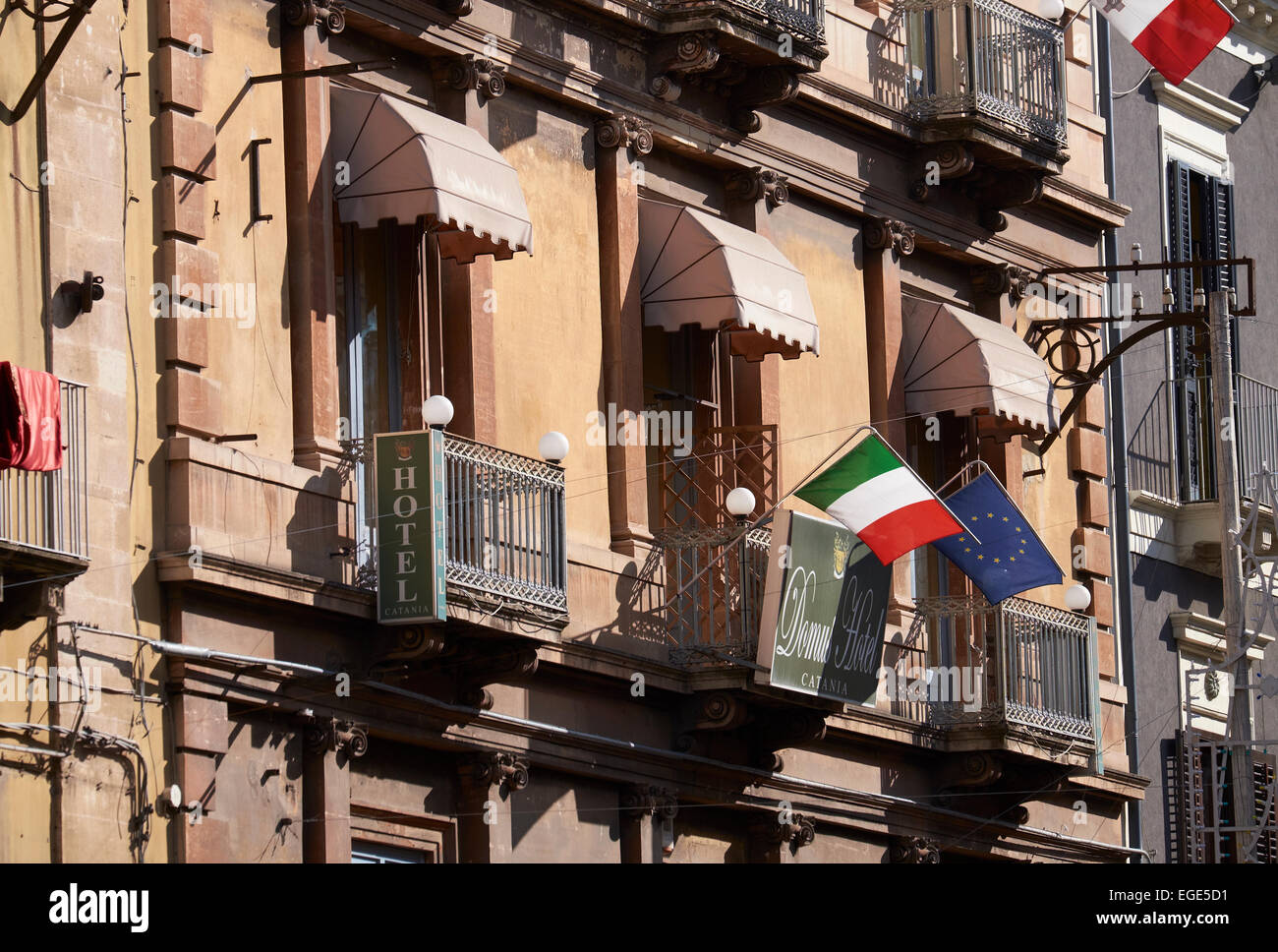 Street scene, Architecture in Catania, Sicily, Italy. Italian Tourism ...
