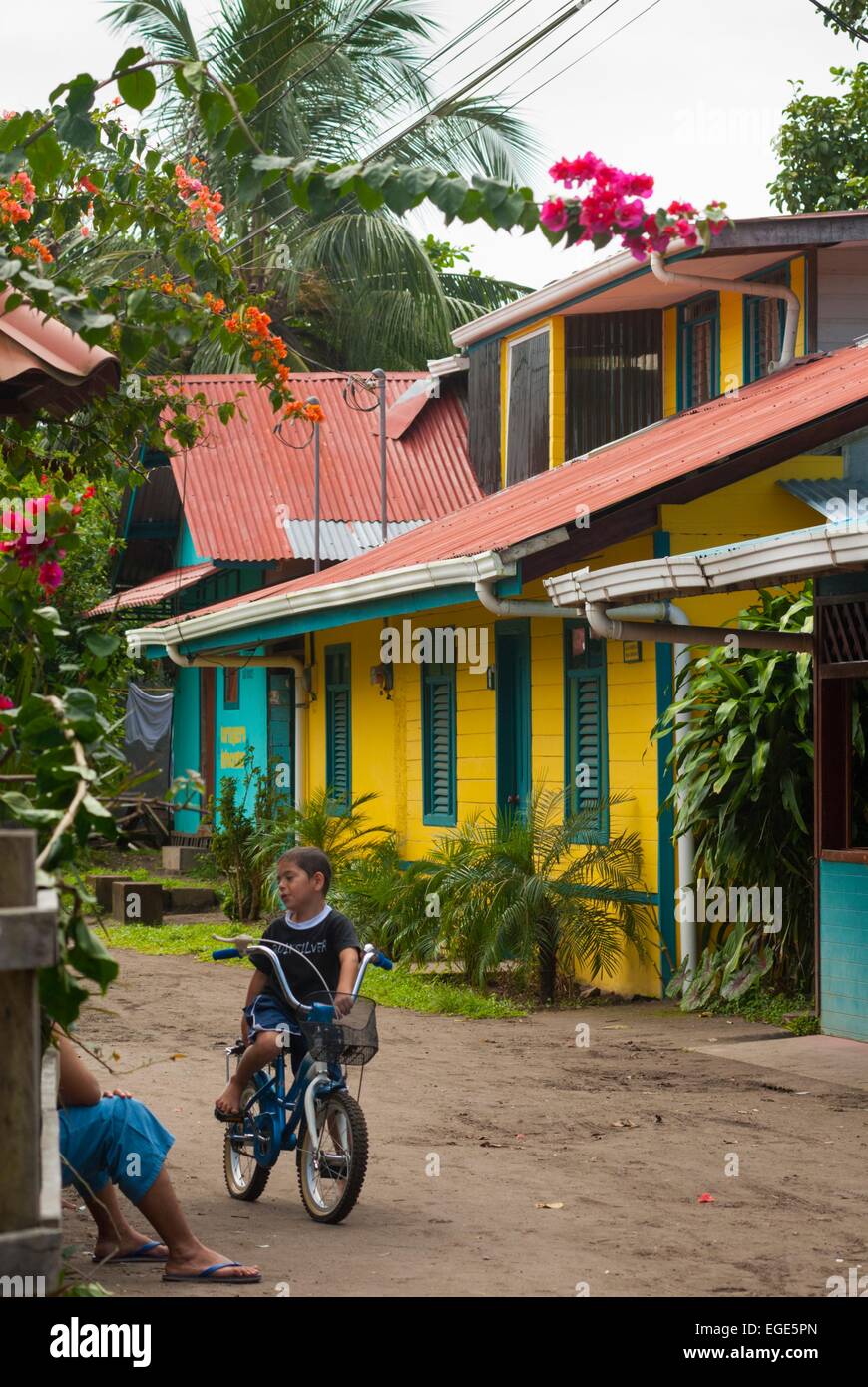 House housing costa rica hi-res stock photography and images - Alamy