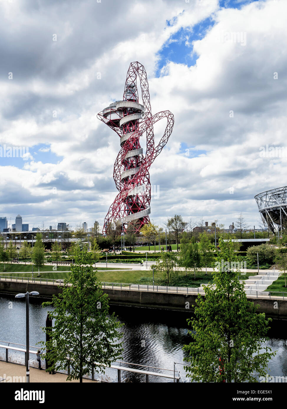 Orbit tower hi-res stock photography and images - Alamy